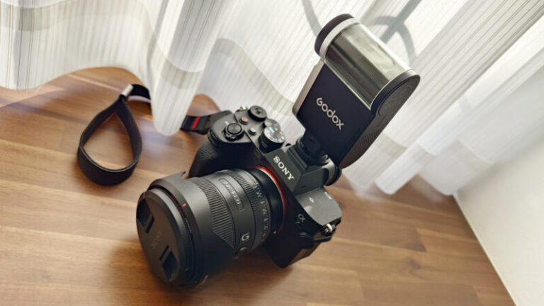 Godox iA32レビュー｜軽量コンパクト！気軽な撮影におすすめなミニフラッシュ